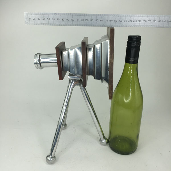 Abstract_camera_trophy_chrome_and_wood_02 | NKTR